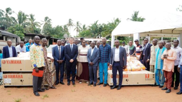 Port-Gentil: Perenco Oil & Gas en soutien à la coopérative des pêcheurs ...