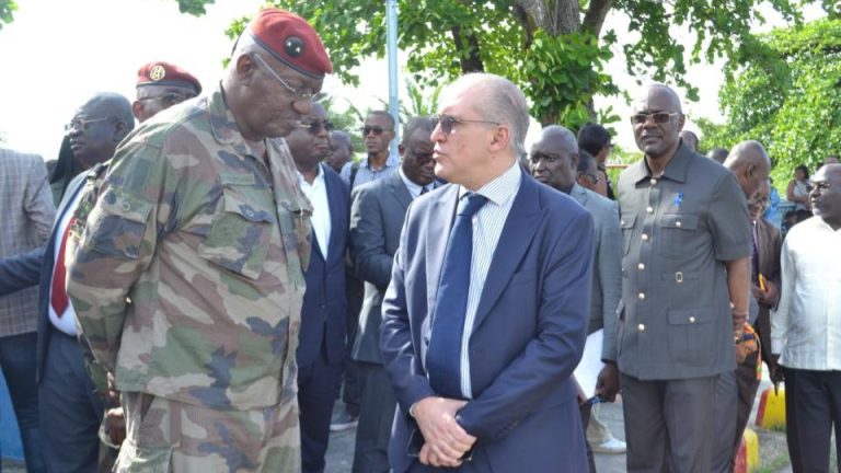 Libreville : vers la création d'aires de jeux sur la plage du Lycée ...