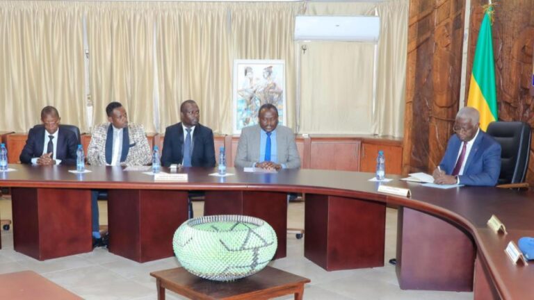 Gabon : le collectif des victimes de l'Esther Miracle reçu par Ndong ...