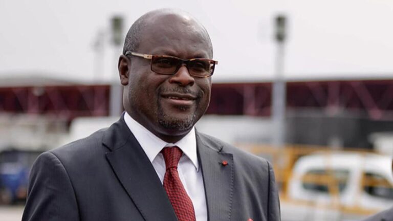 Gabon : Michel Régis Onanga Ndiaye élu président de l’Assemblée ...