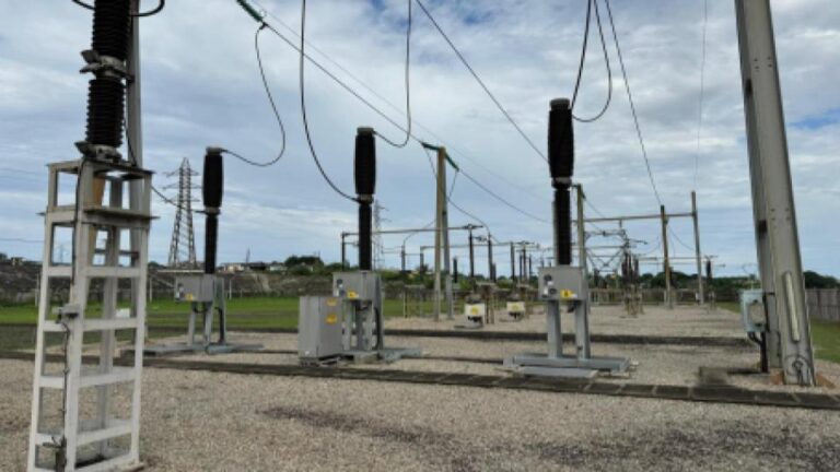SEEG : Travaux de réparation du câble souterrain 90kV reliant les ...